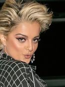 Биби Рекса (Bebe Rexha) – биография певицы, фото, рост, личная жизнь ...