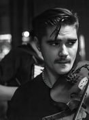 Юрий Музыченко – биография, фото, личная жизнь, жена и дети, рост 2025 ...