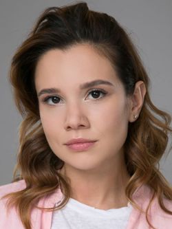 Галина Безрук – биография, фото, личная жизнь, муж и дети, рост 2025 ...